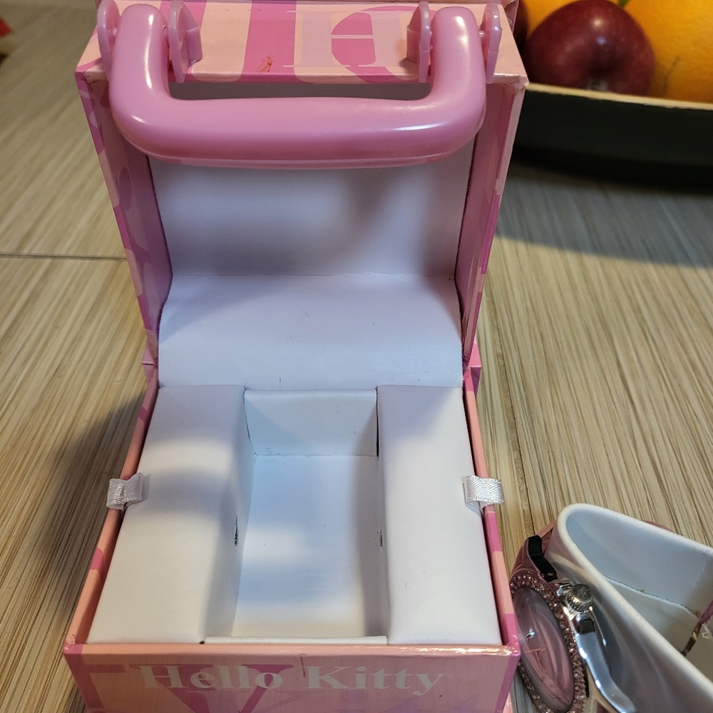 Hello Kitty Vintage Watch - Gem